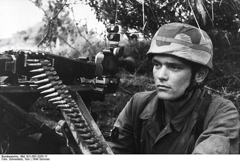Germany's MG-42: 15 Fast Facts About Hitler's Buzz Saw - The Mag Life