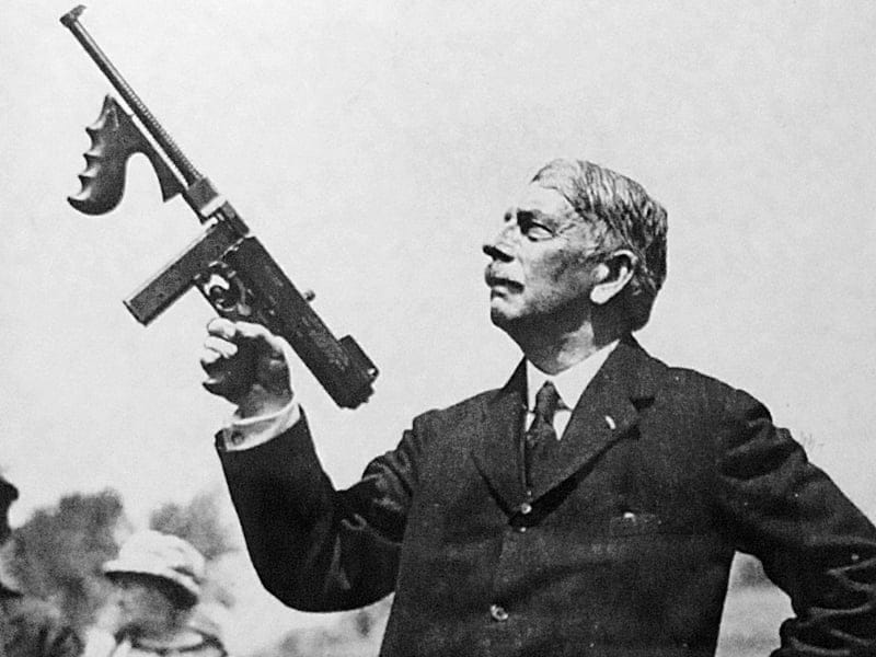 10 Facts About the American Thompson Submachine Gun