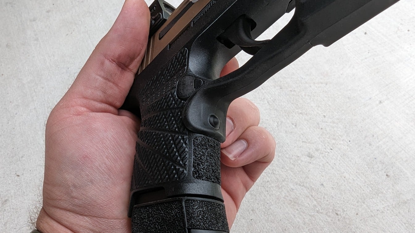 The Sig Sauer Foxtrot365XR: A Bright Little Weapon Light - The Mag Life