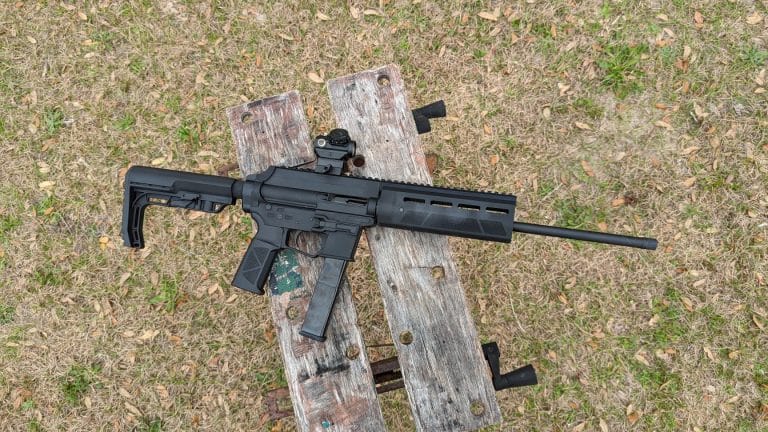 Open-Bolt vs Closed-Bolt: What's the Difference? - The Mag Life