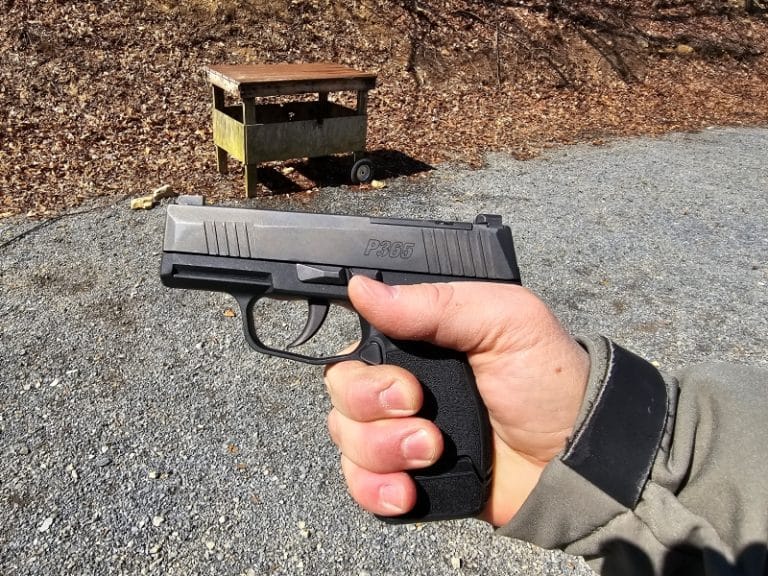 Sig Sauer P365 vs. P365XL: Is There Really A Difference? - The Mag Life