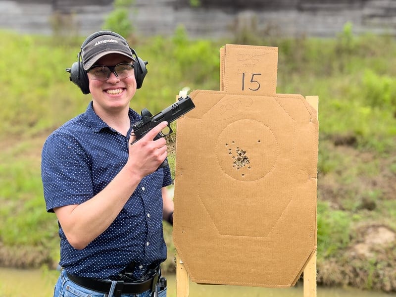 The 2011 Pistol Concept: Incredible Popularity - The Mag Life